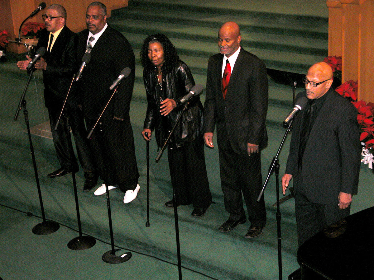 Former homeless singers perform at Midland church
