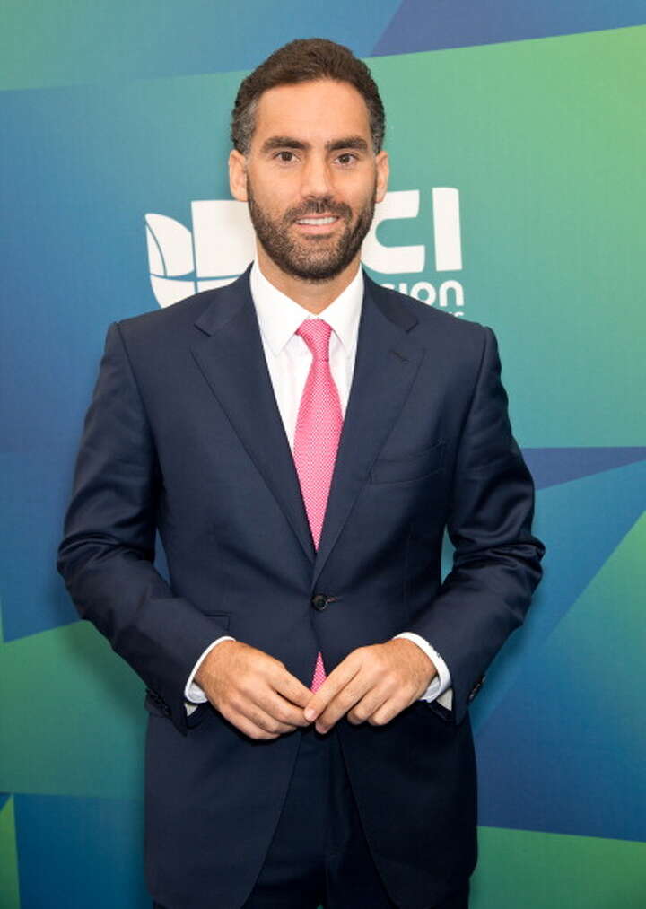 16 of the hottest Latino journalists in the United States and beyond