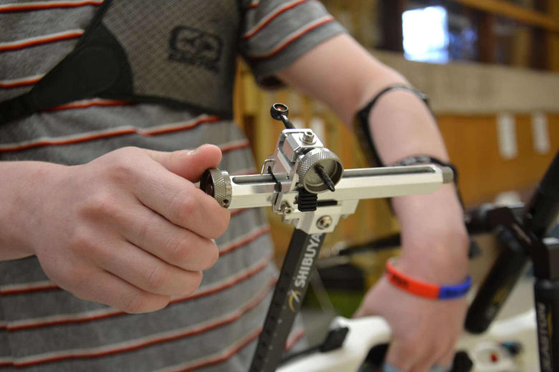 Midlander aims for spot on US archery teams