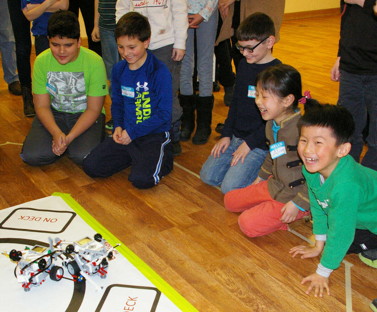 Engineering for Kids program greeted with enthusiasm