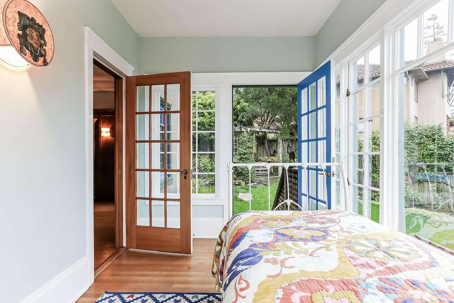 Author’s sanctuary in the Berkeley hills includes indoor pool, sauna ...