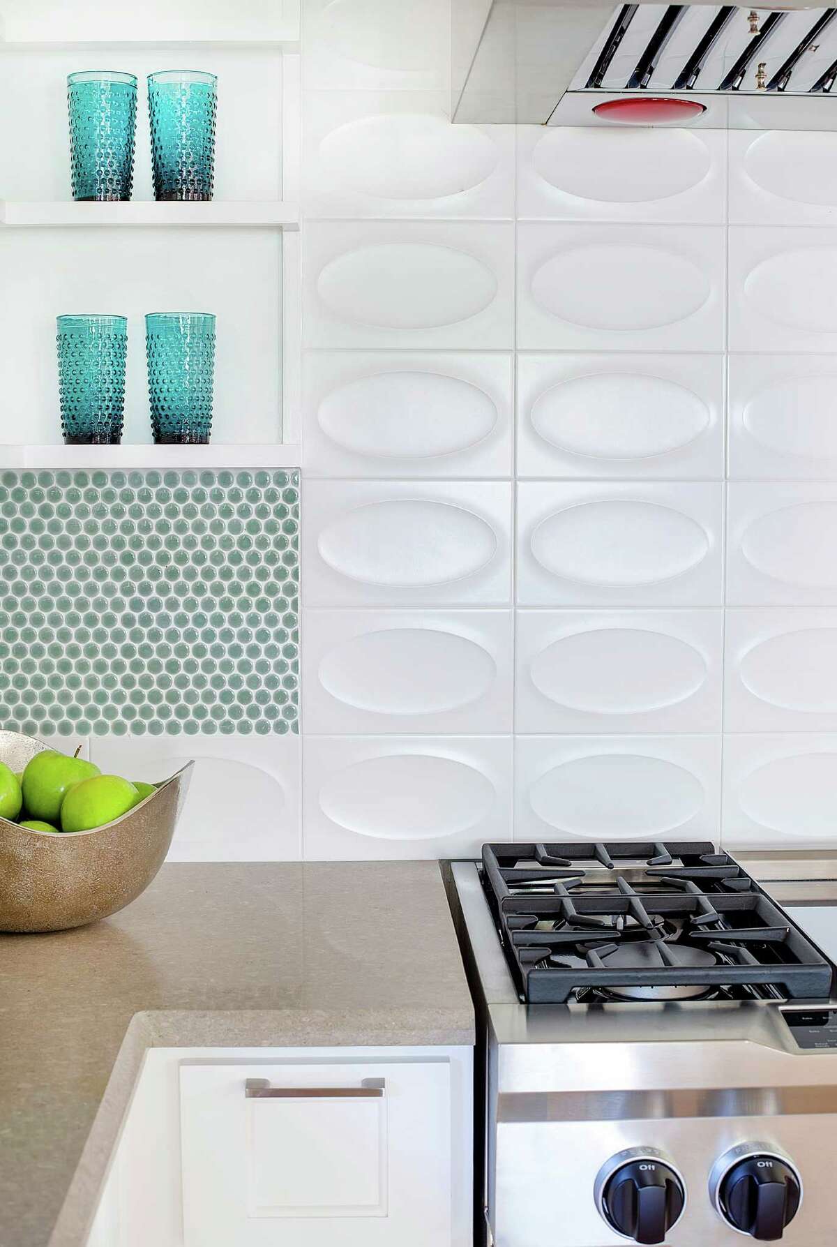 Foundation trouble gives Houston couple a fresh start