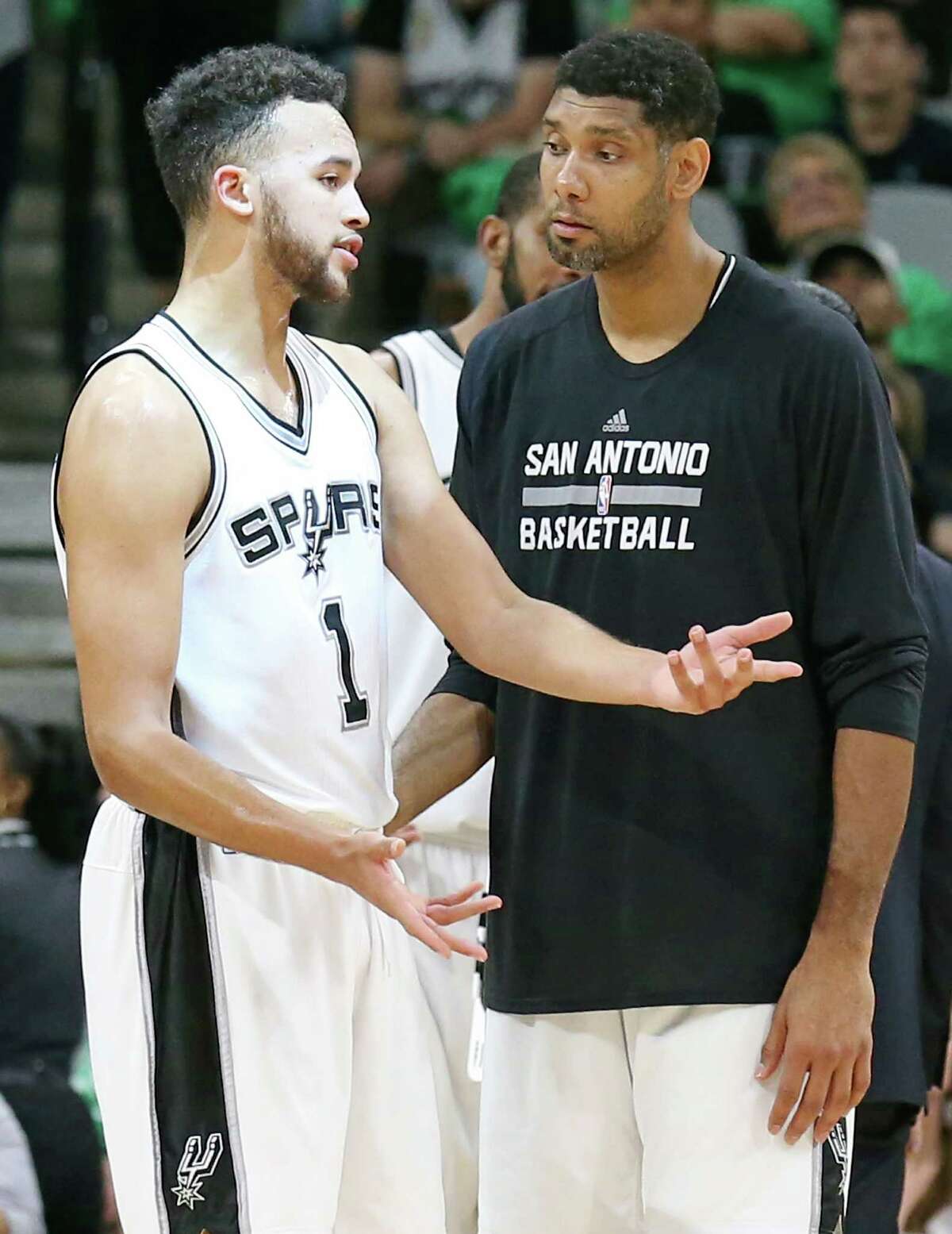 Martin, Anderson in starting lineup for Spurs tonight vs. Memphis