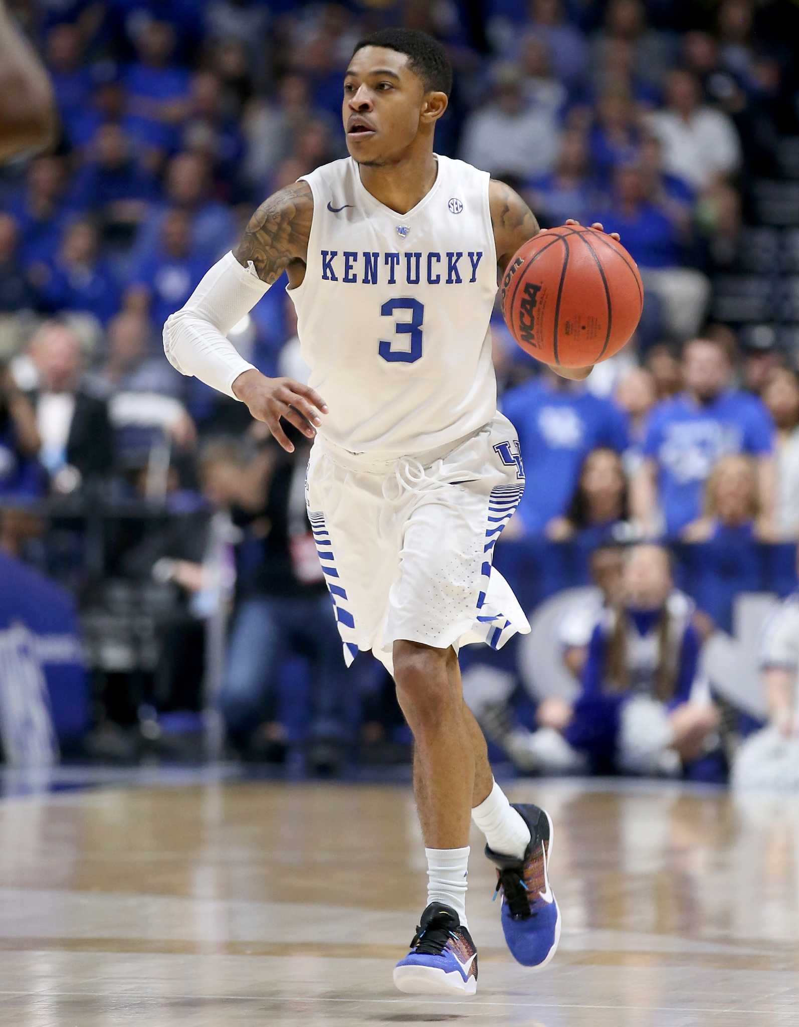 Kentucky, Indiana renew rivalry with high-stakes NCAA clash