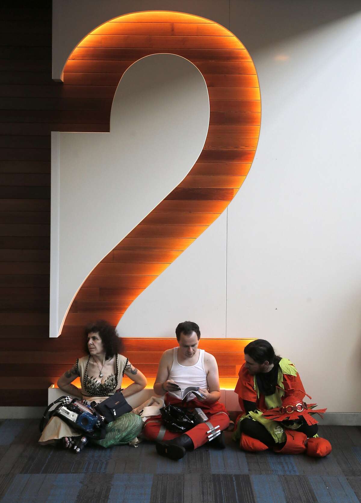 Cosplayers shine at Silicon Valley Comic Con