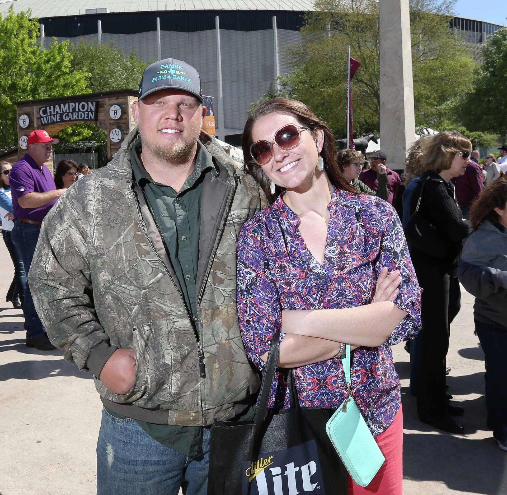 Keith Urban fans meet up where the blacktop ends at RodeoHouston