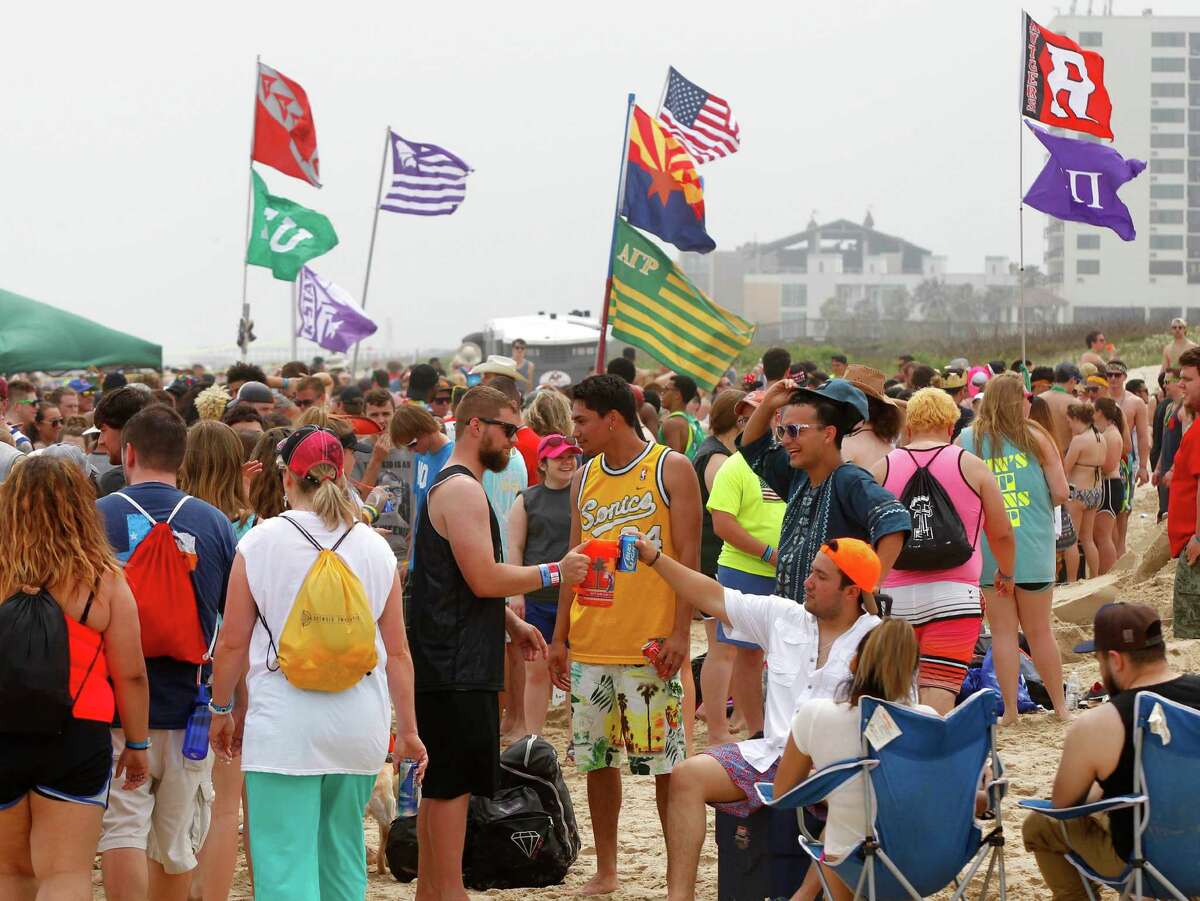 Three women arrested in South Carolina following bikini brawl caught on ...