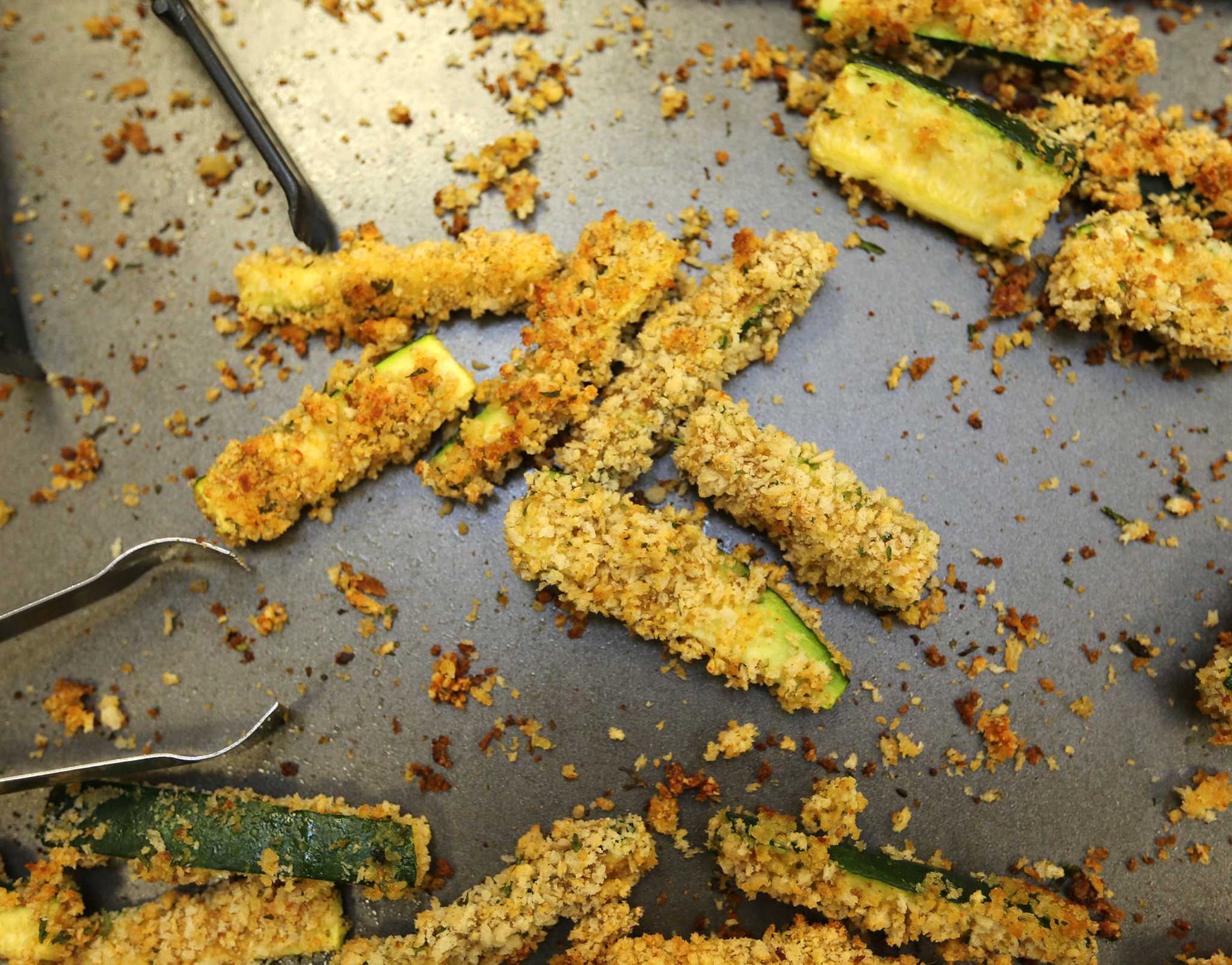 Cooking Matters encourages families to make healthy meals on a tight budget