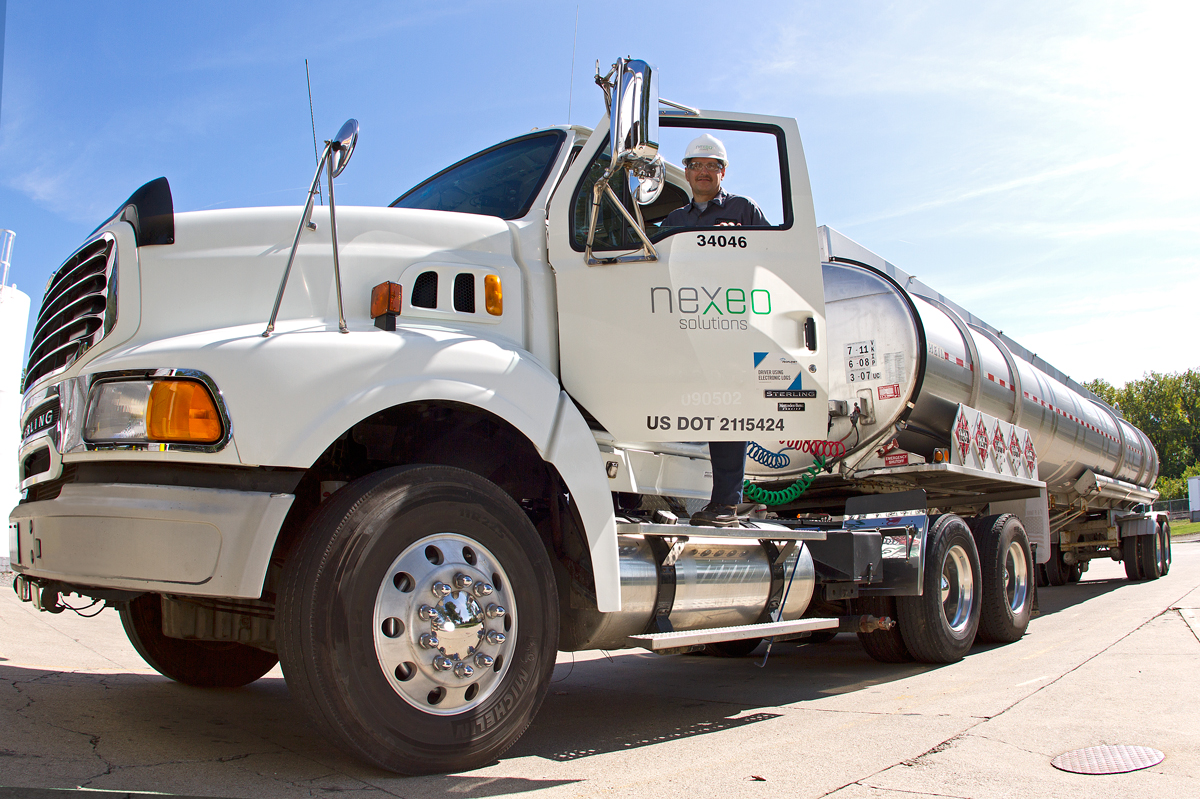 Billionaire investor buying Nexeo Solutions