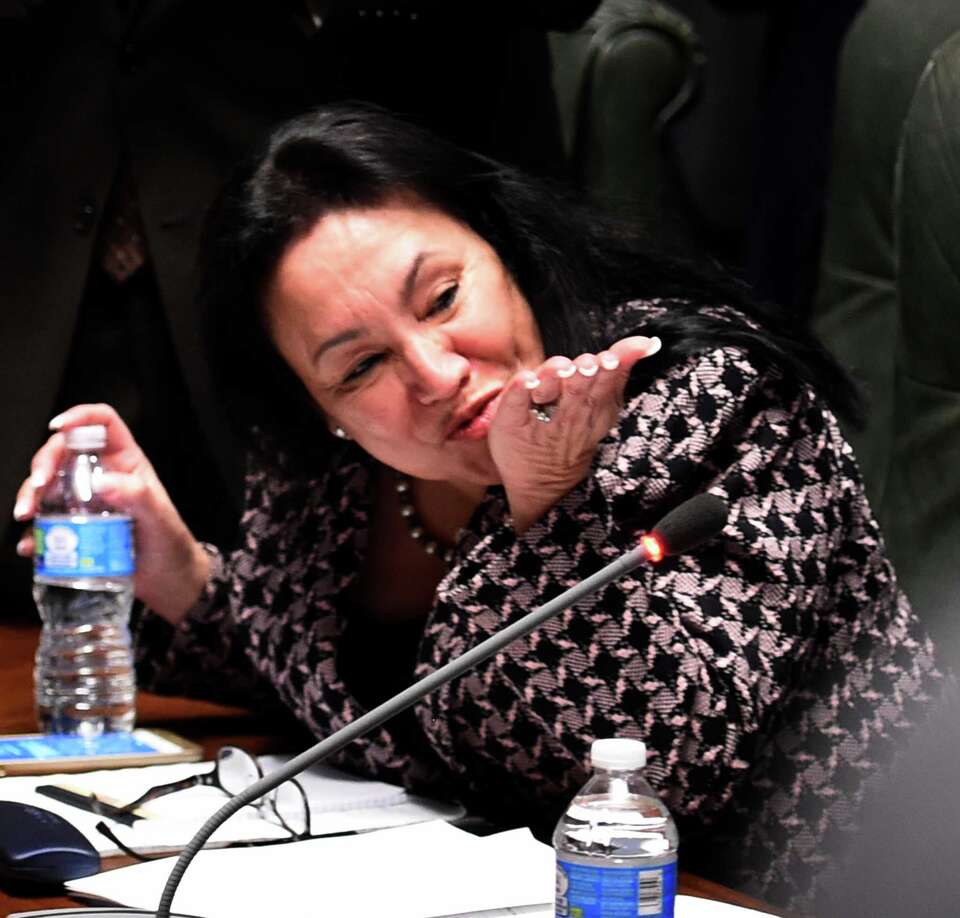 Common Core critic Betty Rosa is new Regents chancellor