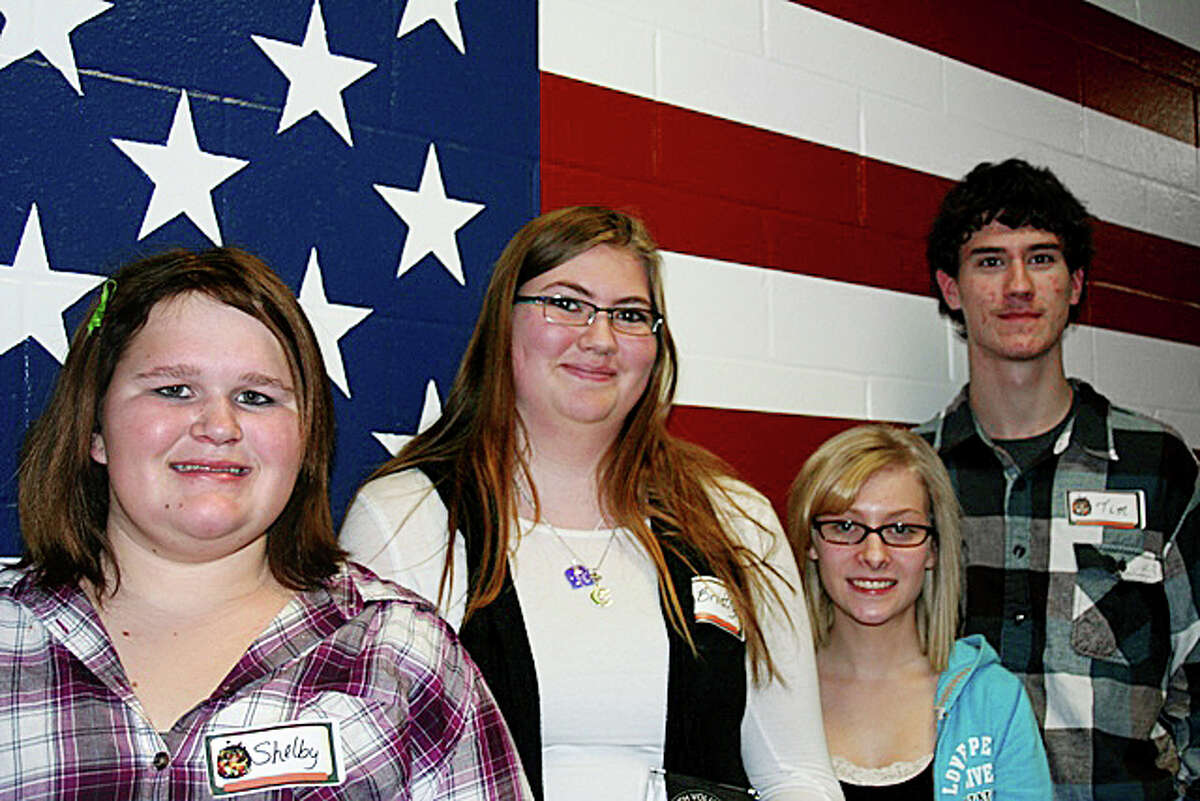 West Midland Family Center honors volunteers