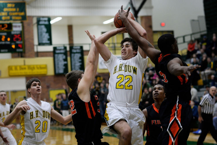 Dow boys stumble in season opener vs. Flushing, 62-37