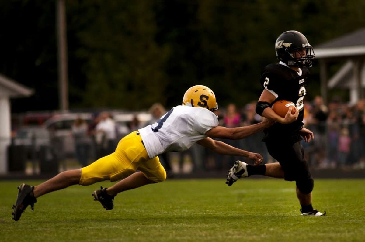 Henderson leads Bullock Creek Lancers to first win