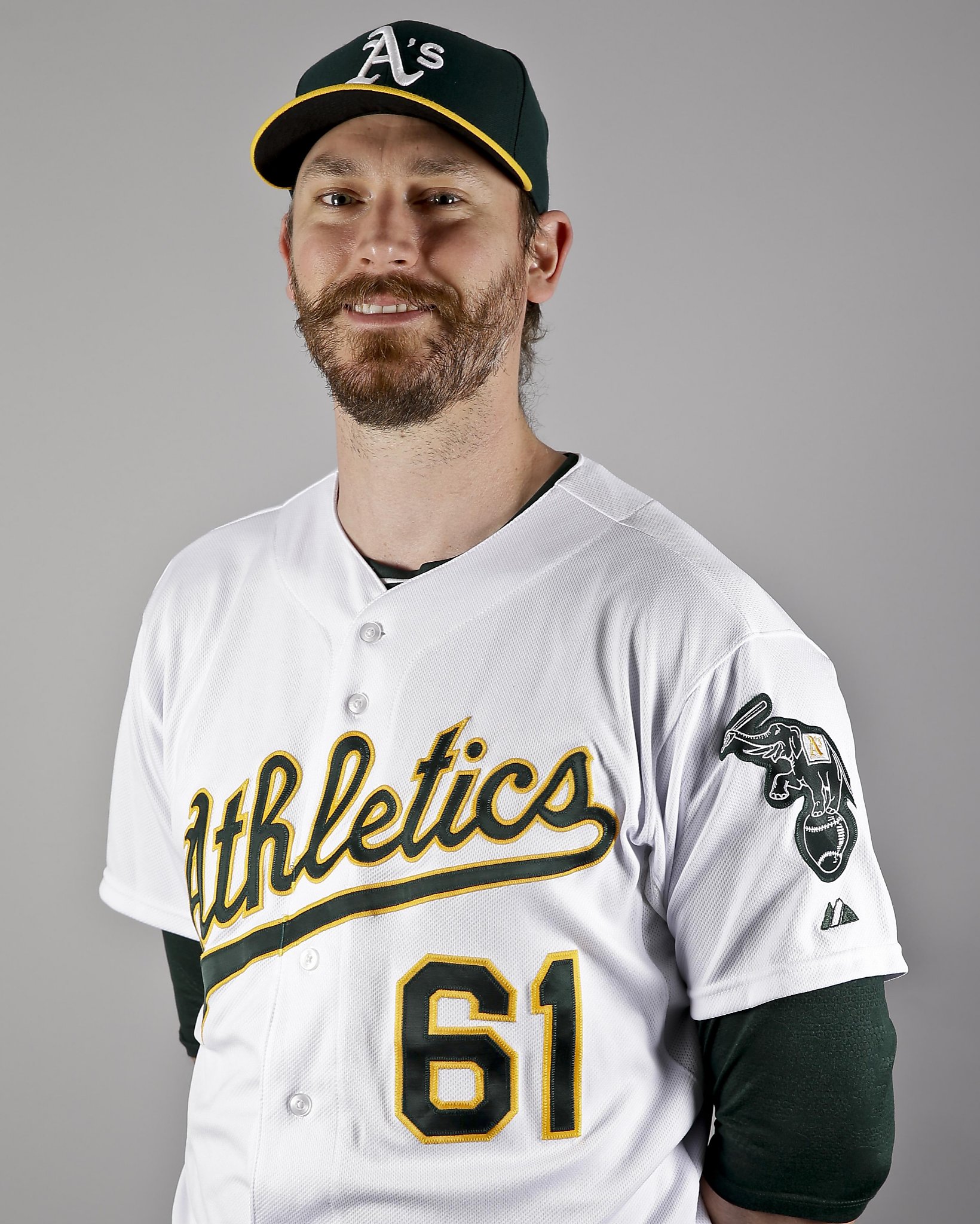 New A’s reliever John Axford has a serious artistic bent