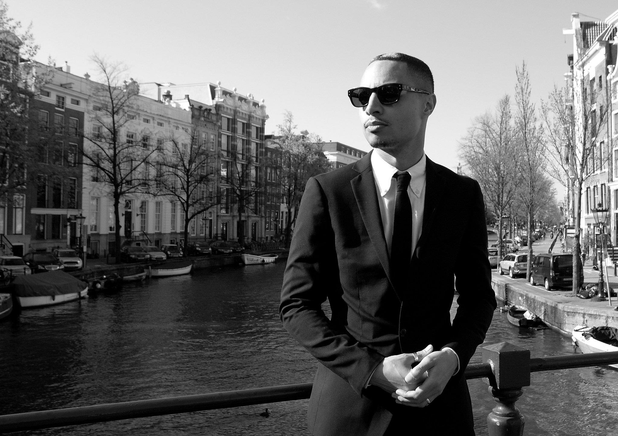 José James to bring ‘madness’ to Oakland