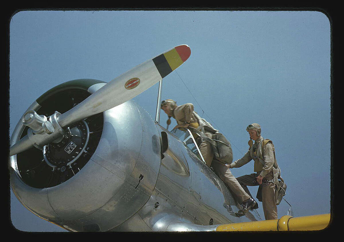 Color Photos: Airplanes from the World War II era