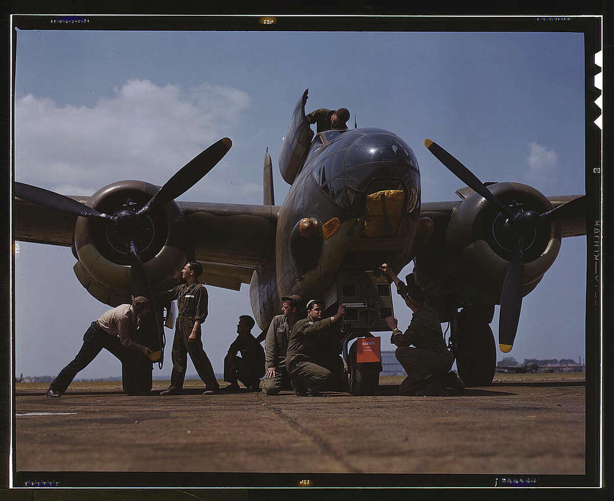 Color Photos: Airplanes from the World War II era