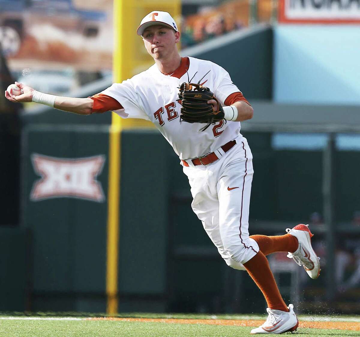 For UT’s Clemens brothers, dad’s legacy is inescapable