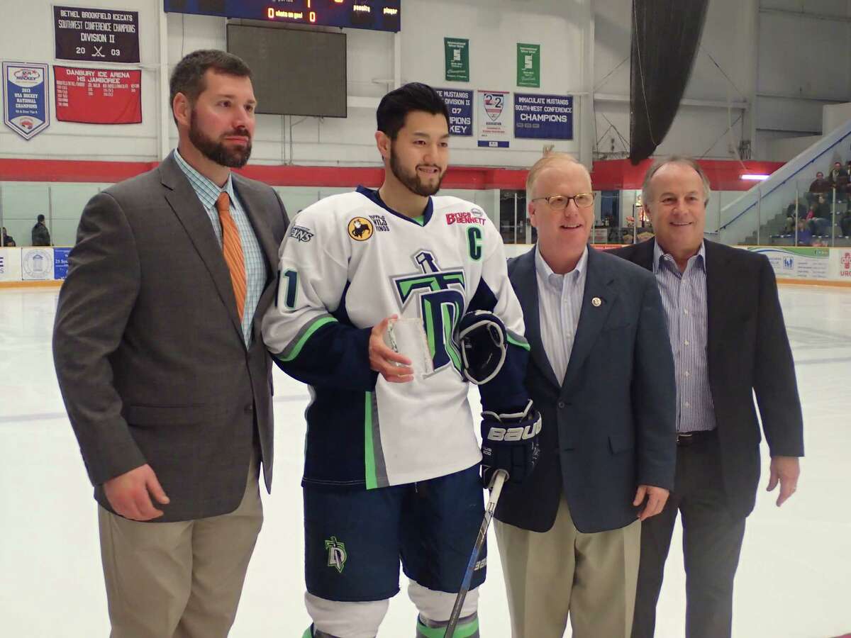 Titans drop second straight on home ice