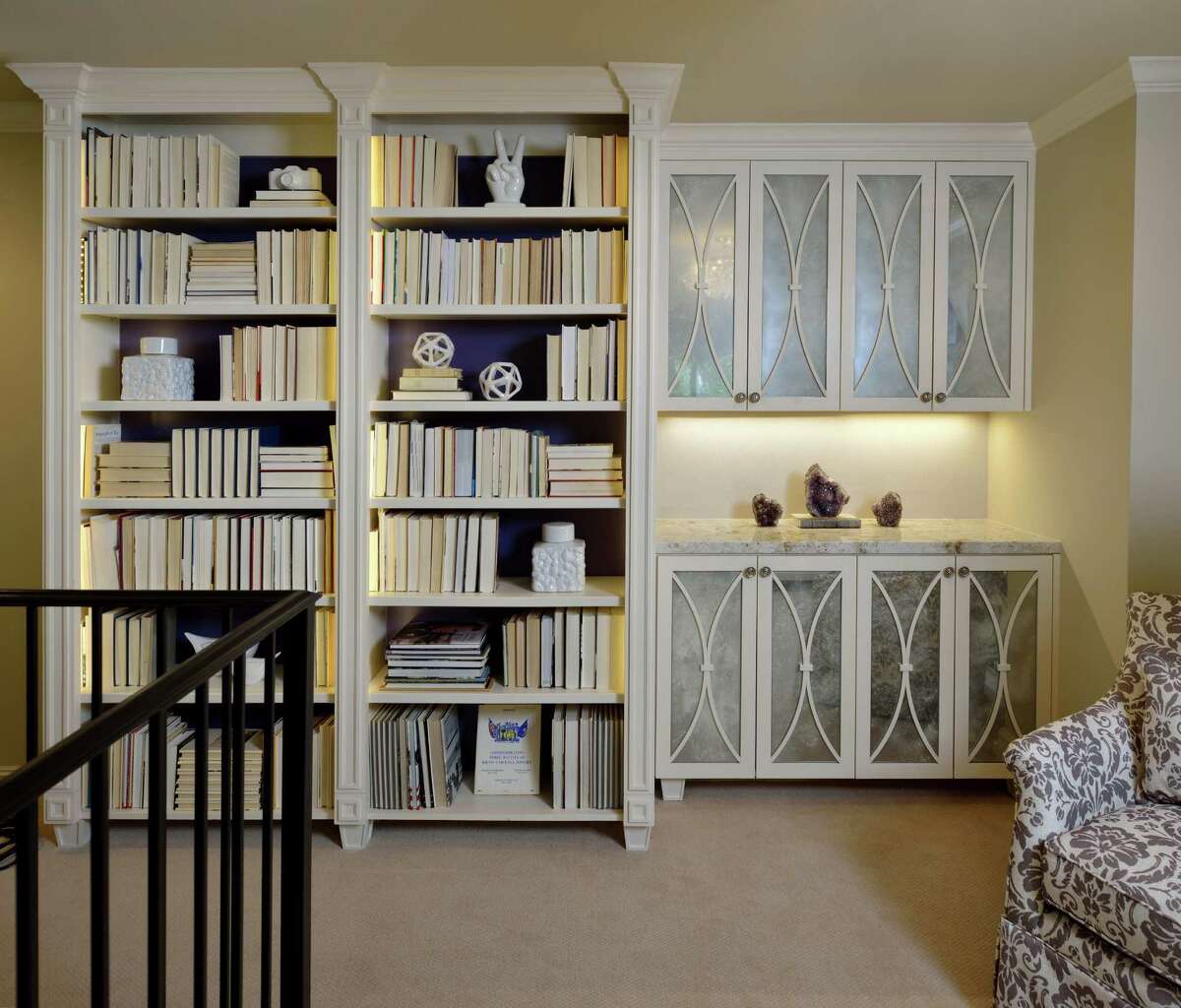 A landing space to showcase photos, art, collections