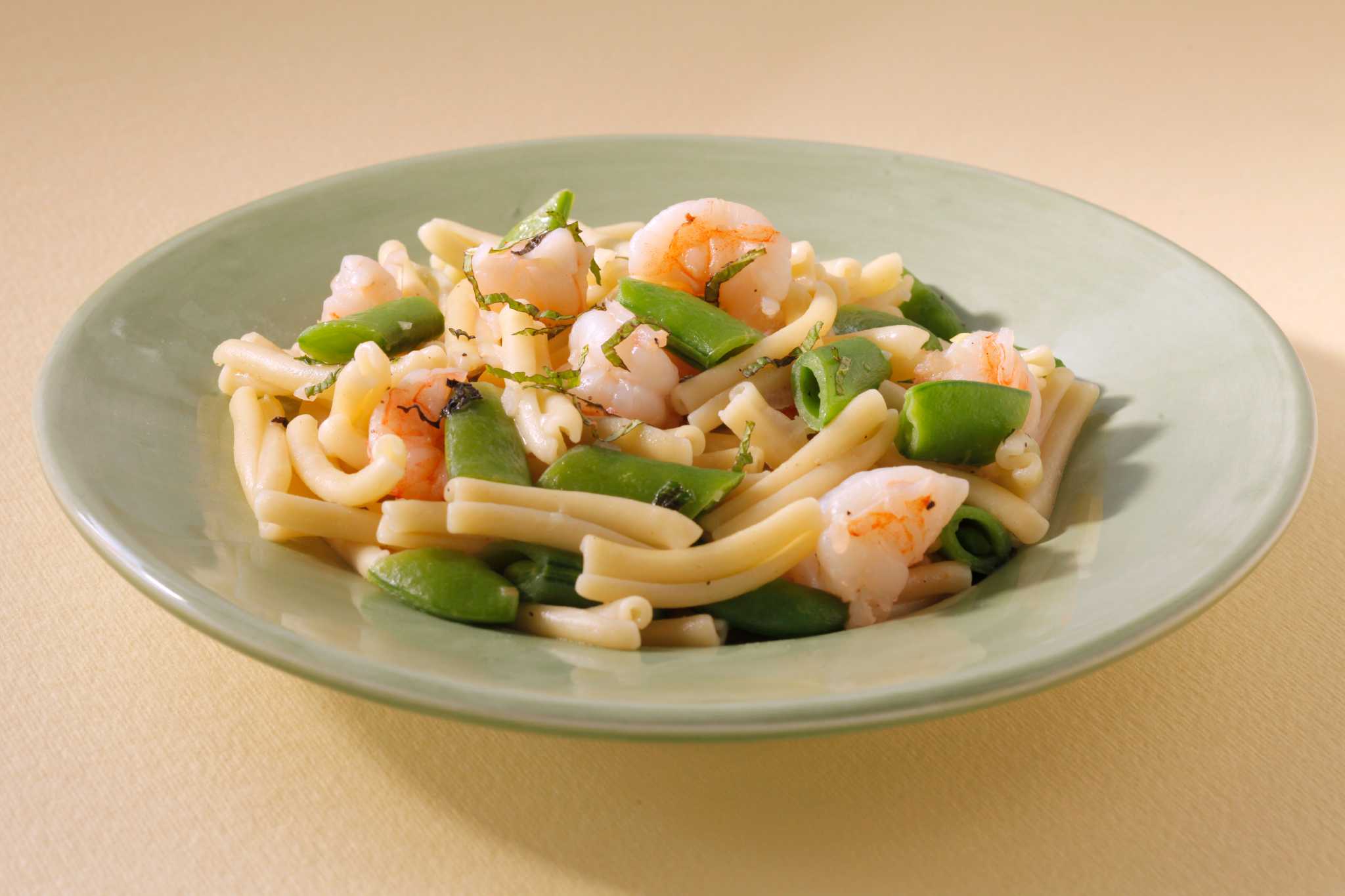 Recipe: Pasta with Rock Shrimp, Snap Peas & Mint