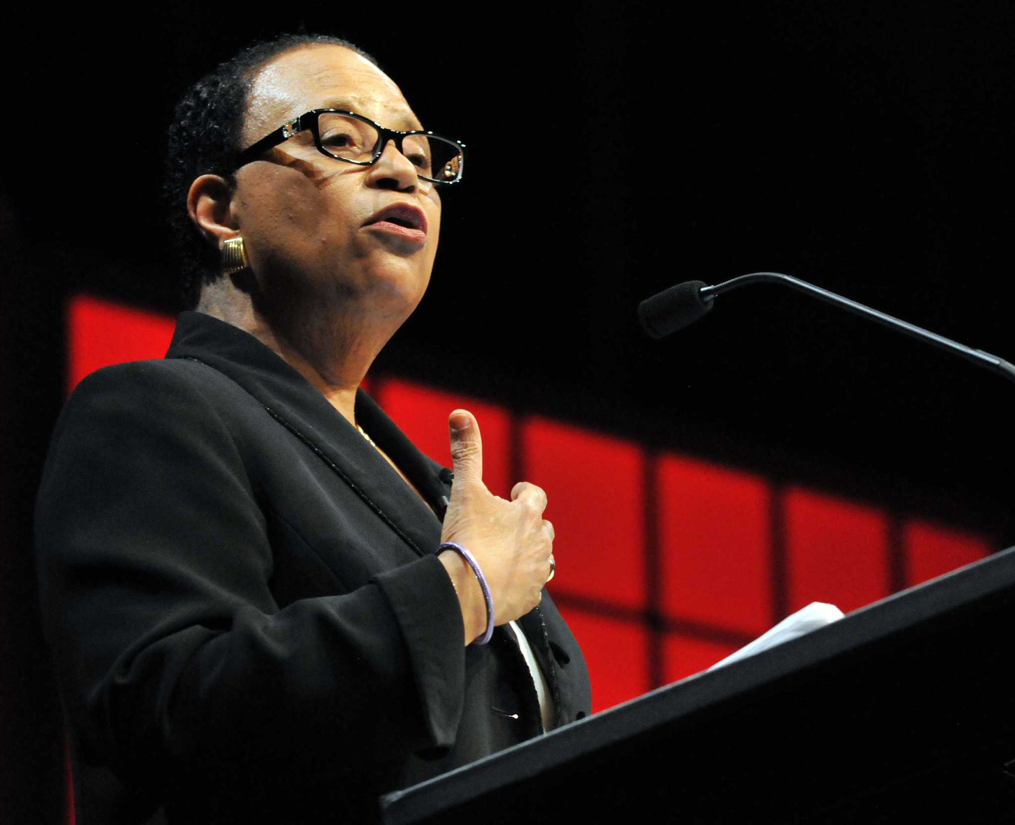 RPI students protest policy on student union