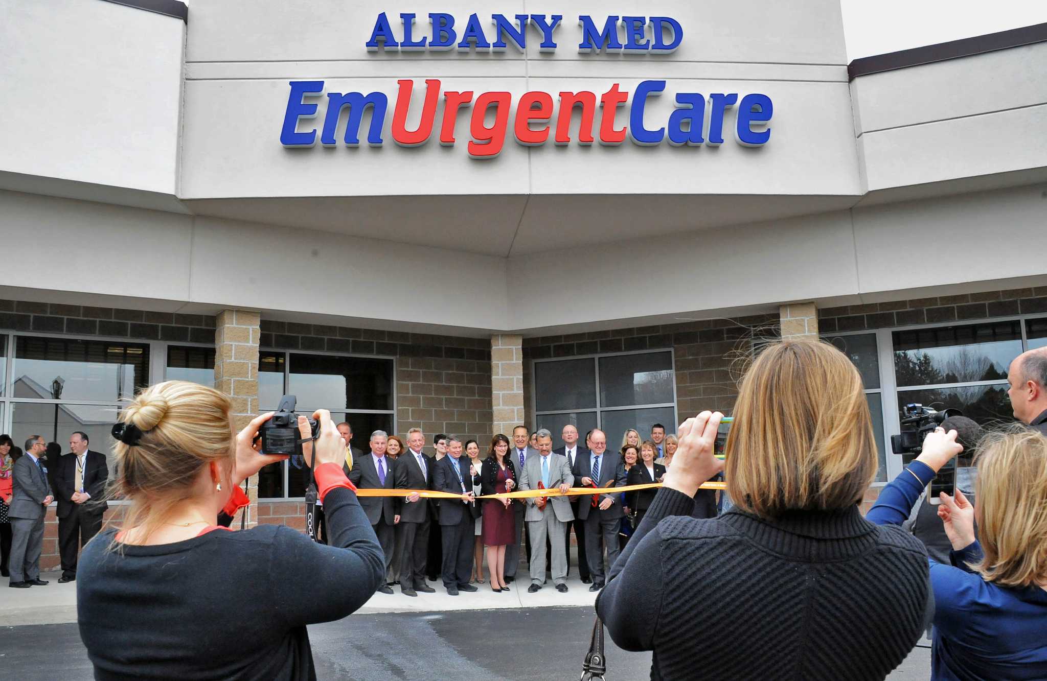 Albany Med's Niskayuna EmUrgentCare center opens Saturday