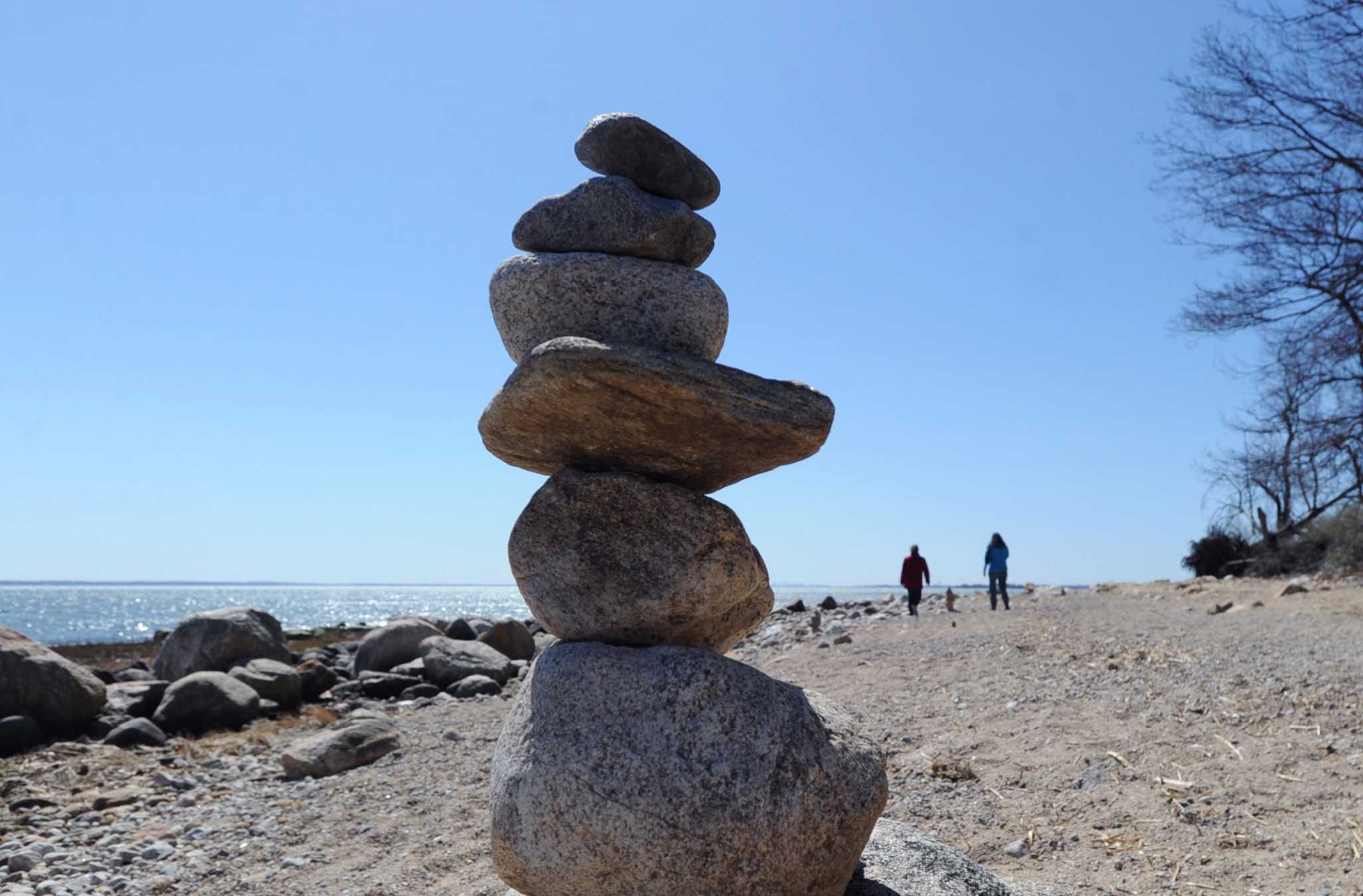 Mysterious rock formations appear at Greenwich Point