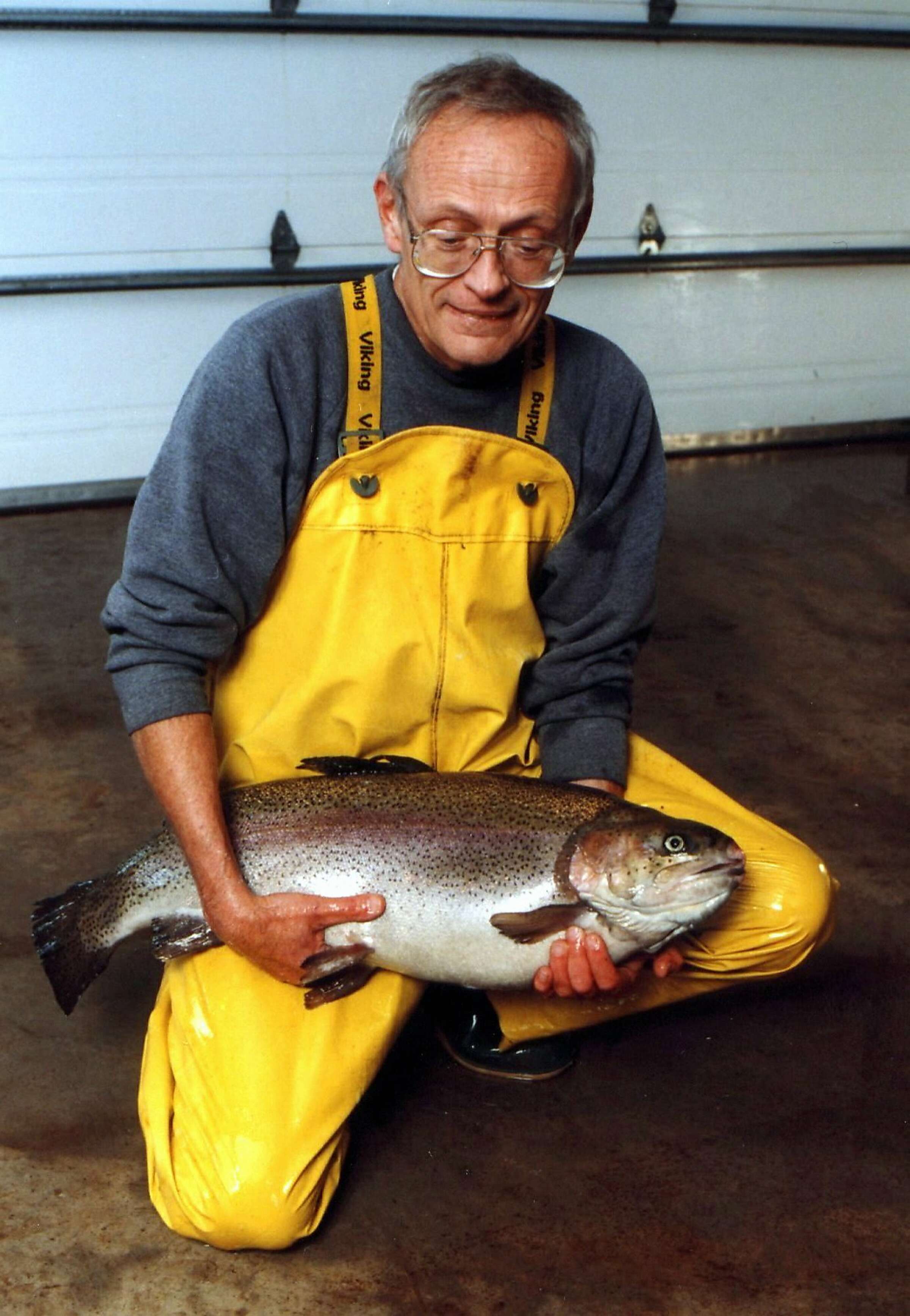 Bio-engineered fish are target of lawsuit