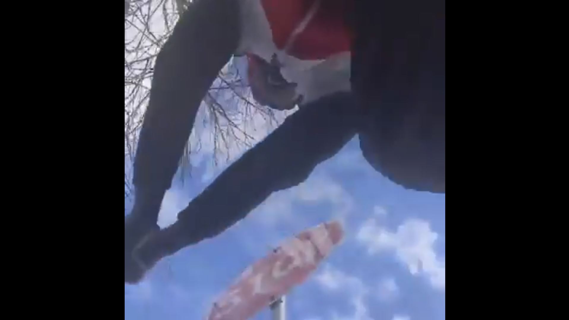 Chicago man shot multiple times while live-streaming graphic video on ...