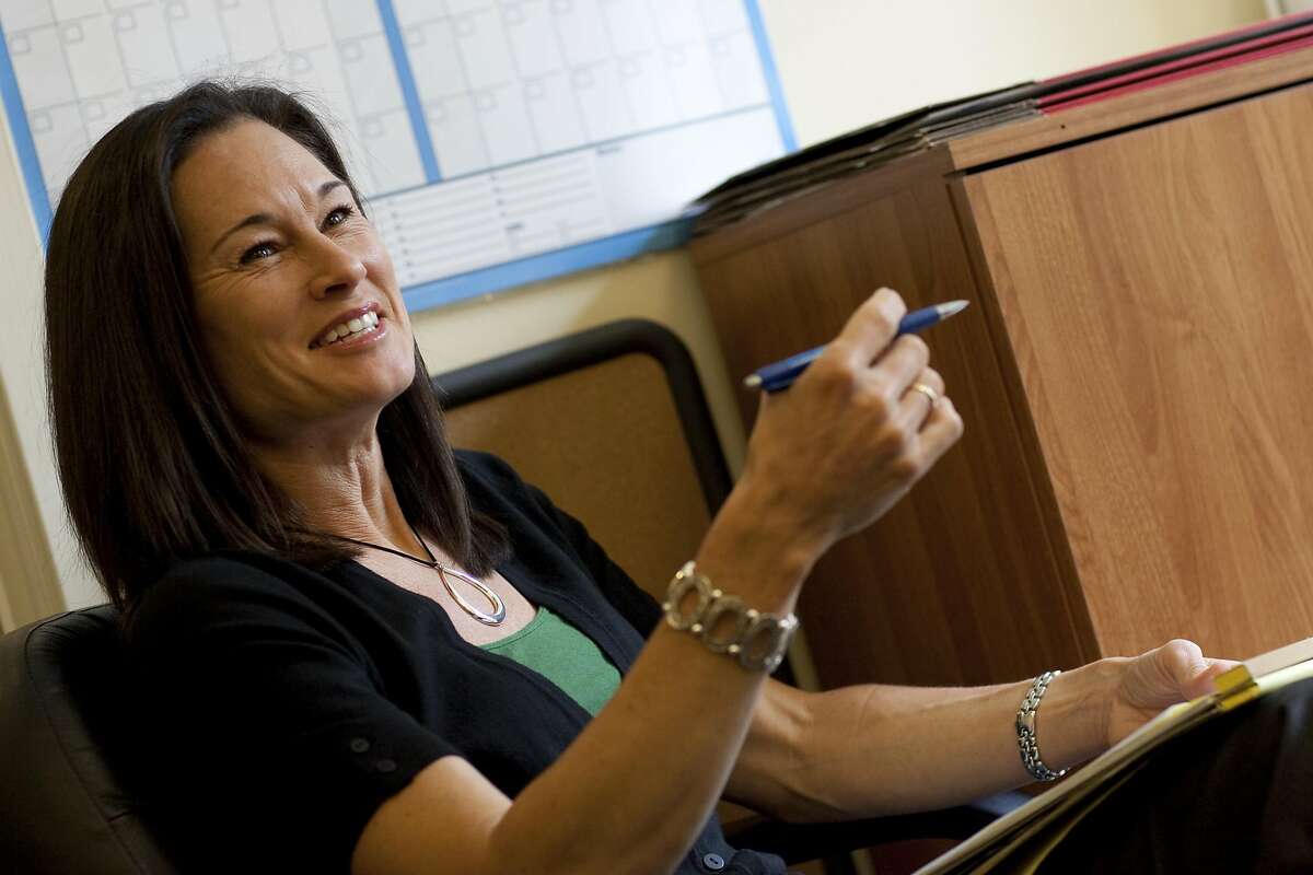 Jennifer Azzi, USF coach, comes out as gay, reveals marriage