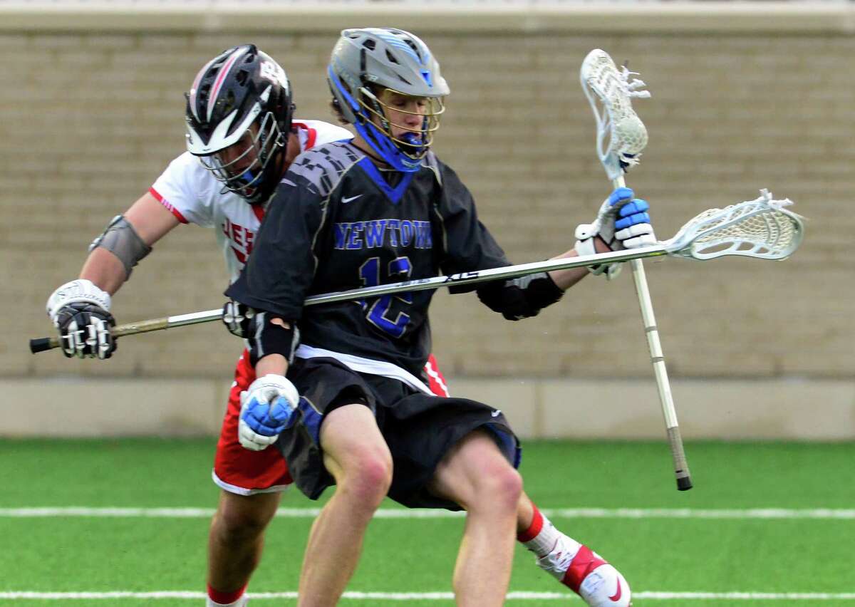 Fairfield Prep lacrosse opens with 15-4 rout of Newtown