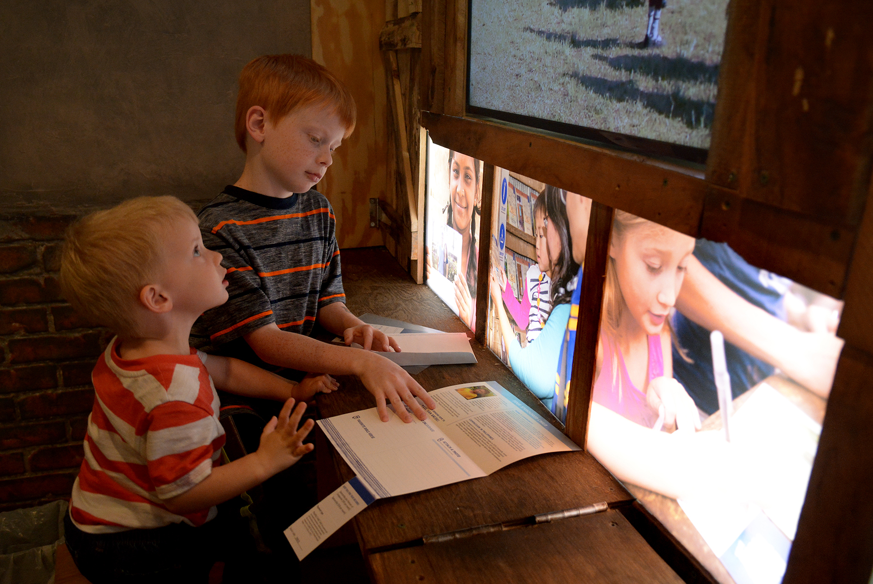 Mobile exhibit gives glimpse of life in developing countries