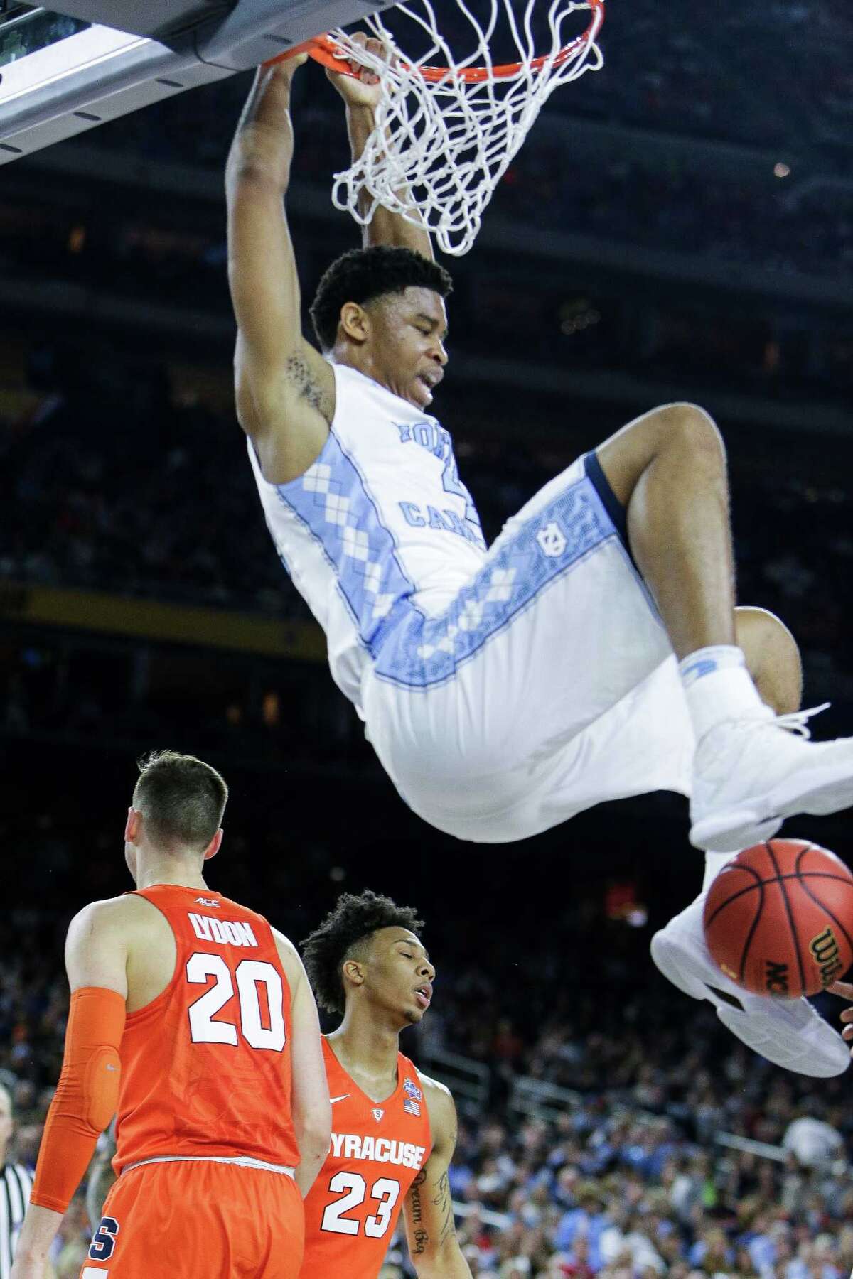 North Carolina's height advantage is a game-breaker
