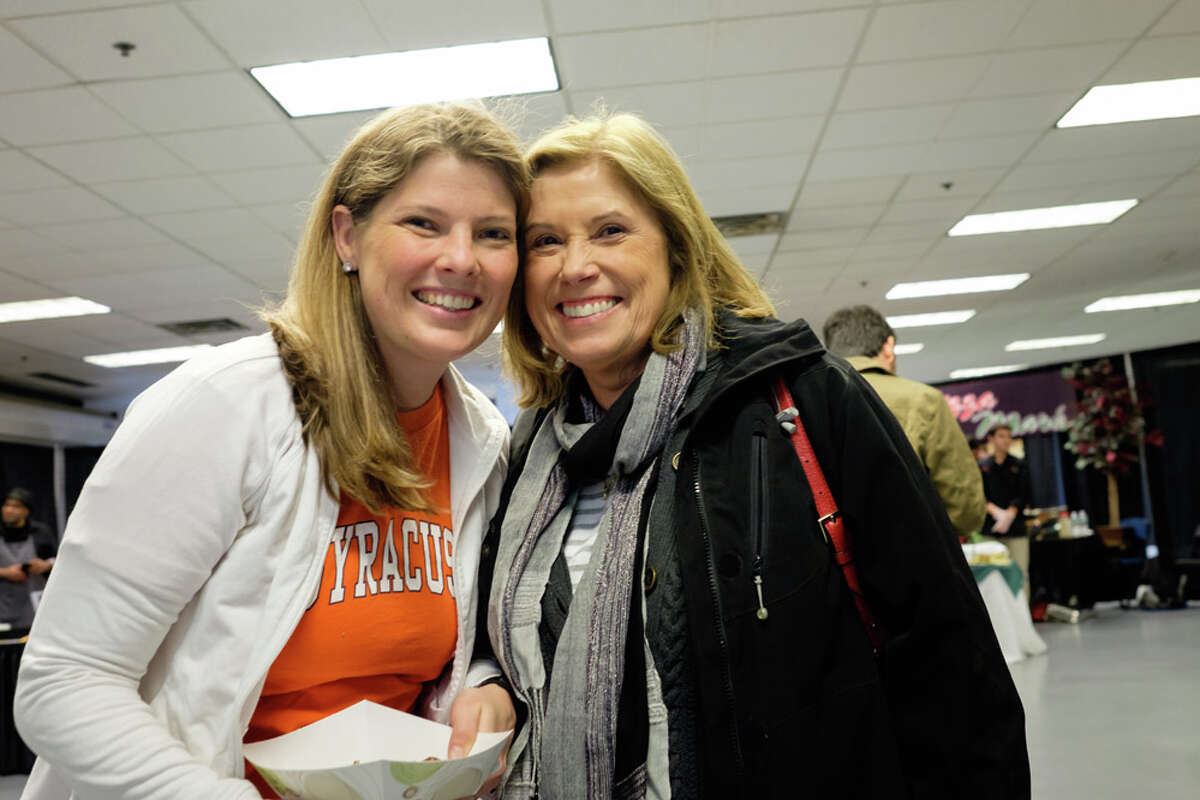 SEEN: Clucks and Pucks for LLS