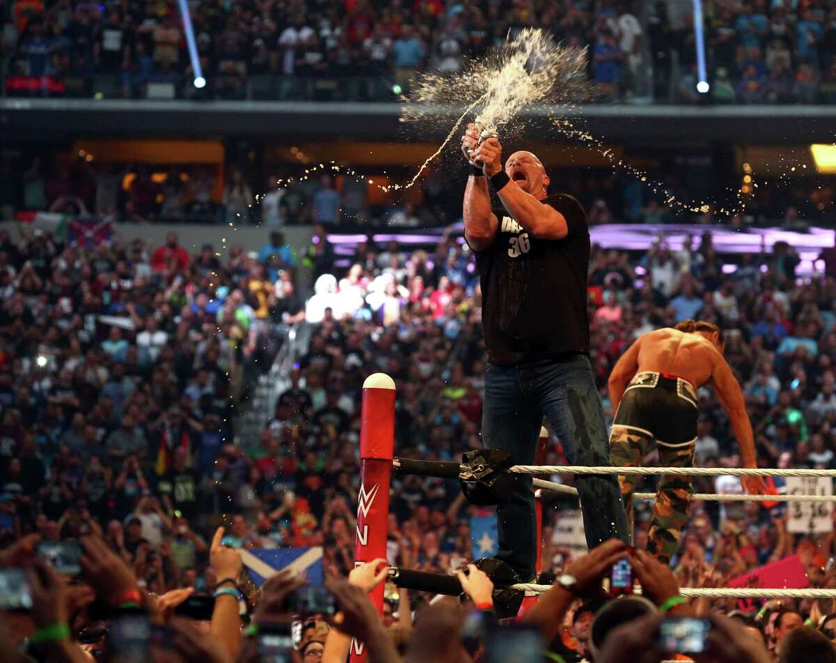 'Stone Cold' Steve Austin explains his gnarly elbow injury after ...