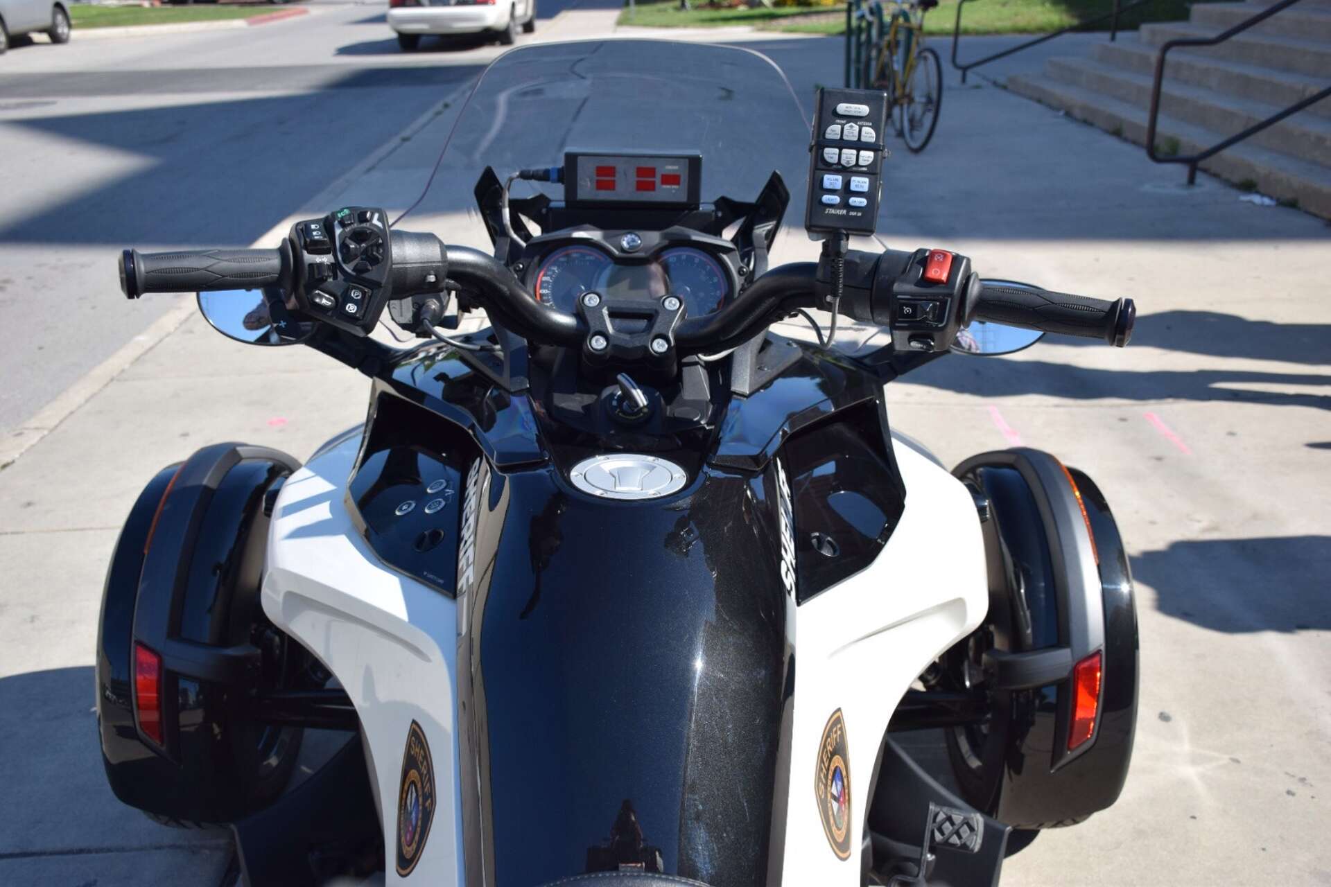 Bexar County Sheriff's Office testing out Can-Am Spyder to replace ...