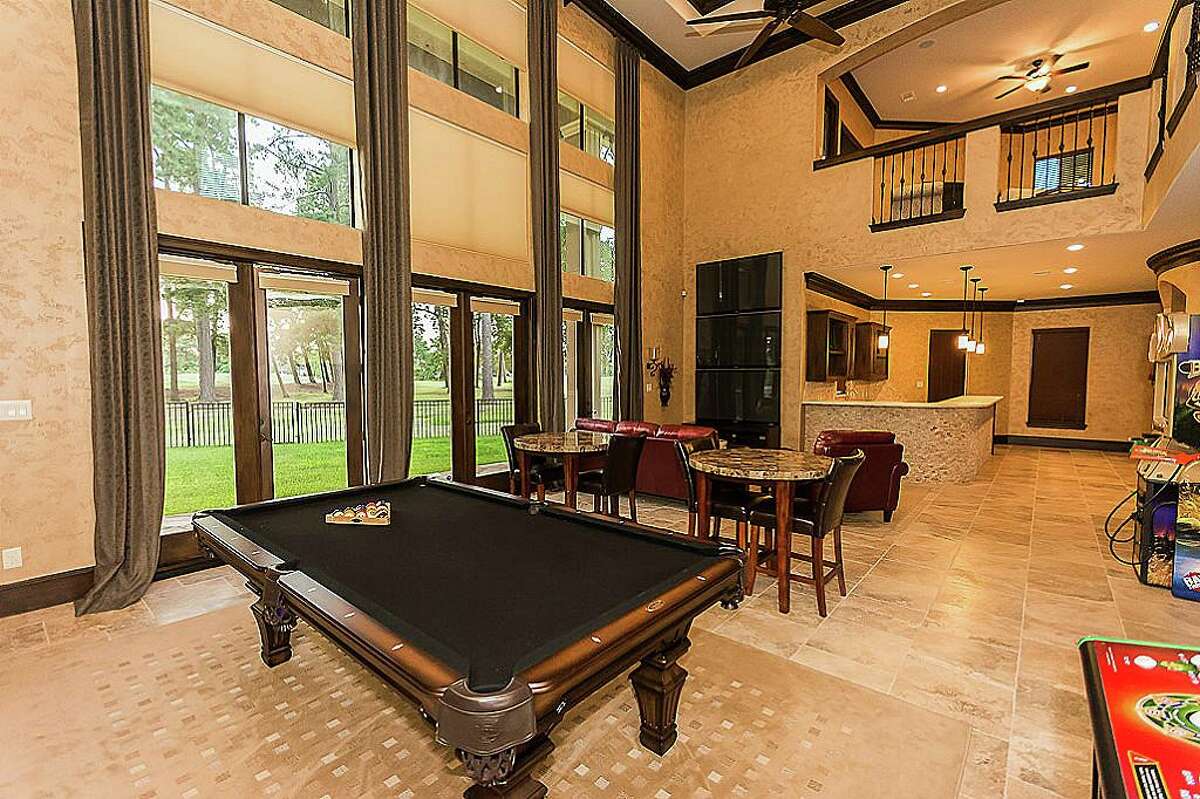 Large Humble mansion gets modern face lift, listed again for $2.1 million