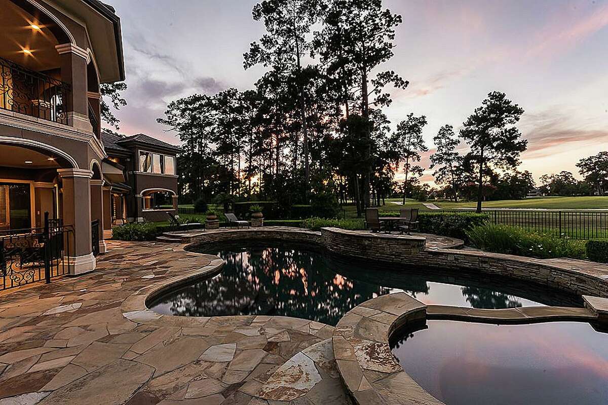 Large Humble mansion gets modern face lift, listed again for $2.1 million
