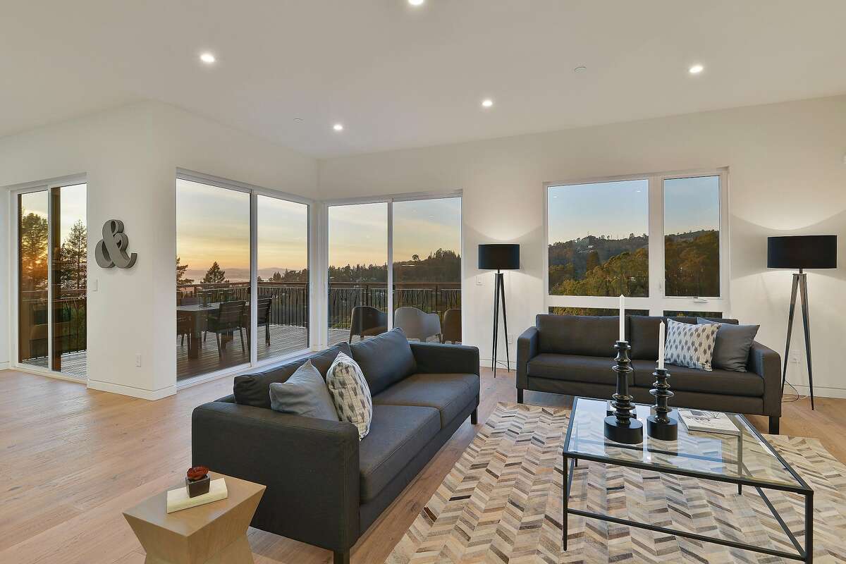 Masterful modernity in Oakland’s Montclair