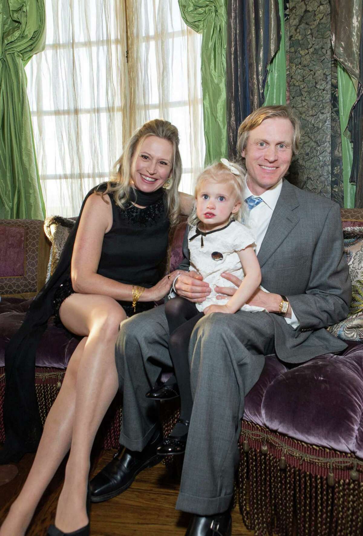 Glogau Snuggly Soiree Teddy Bear Party