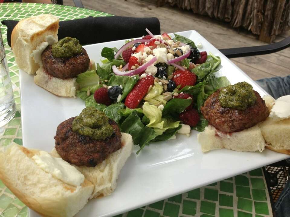 Here are the best restaurants to stop at along I-10