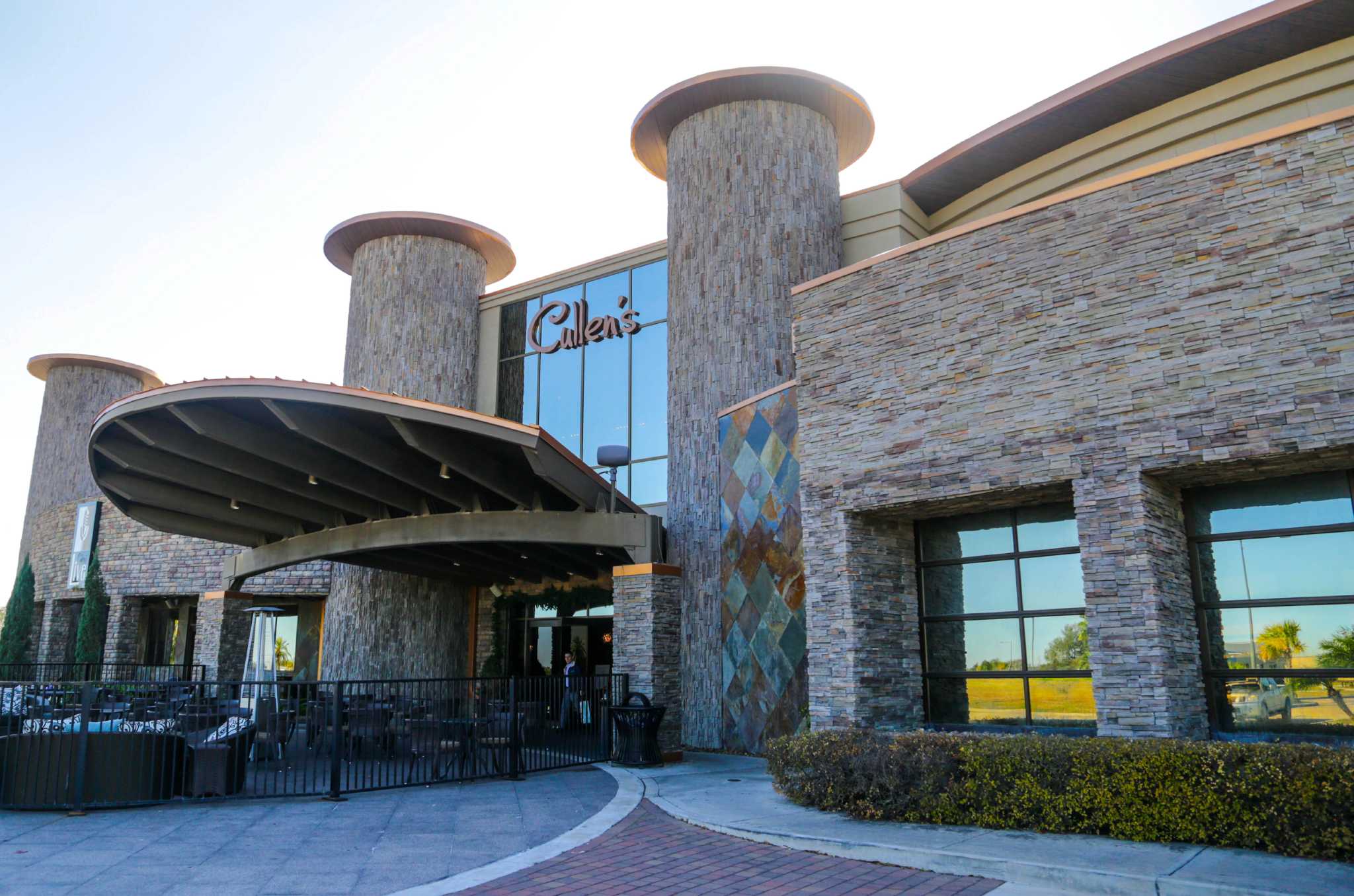 Cullen's unexpectedly closes