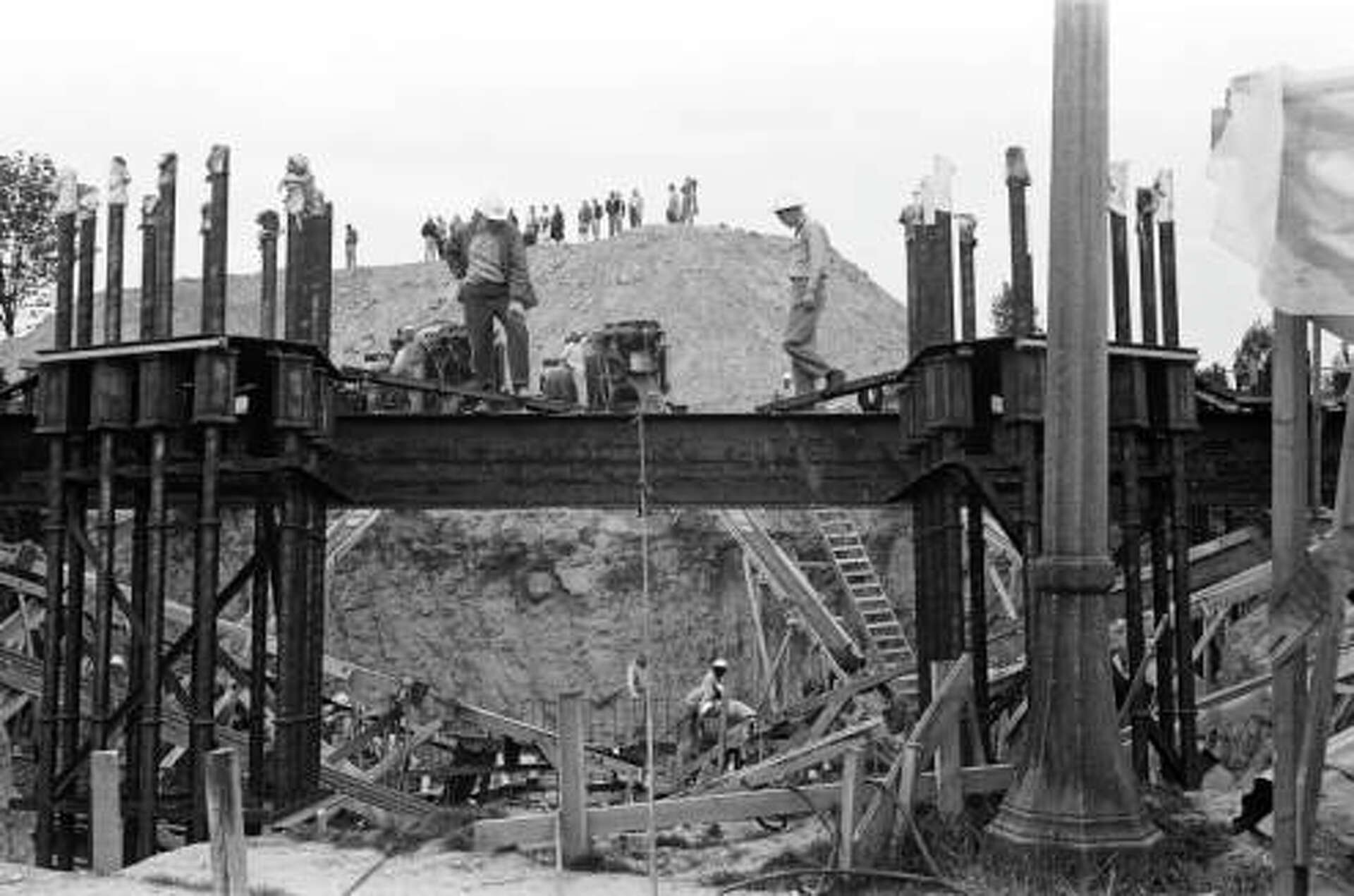 Previously unpublished photos of Space Needle construction