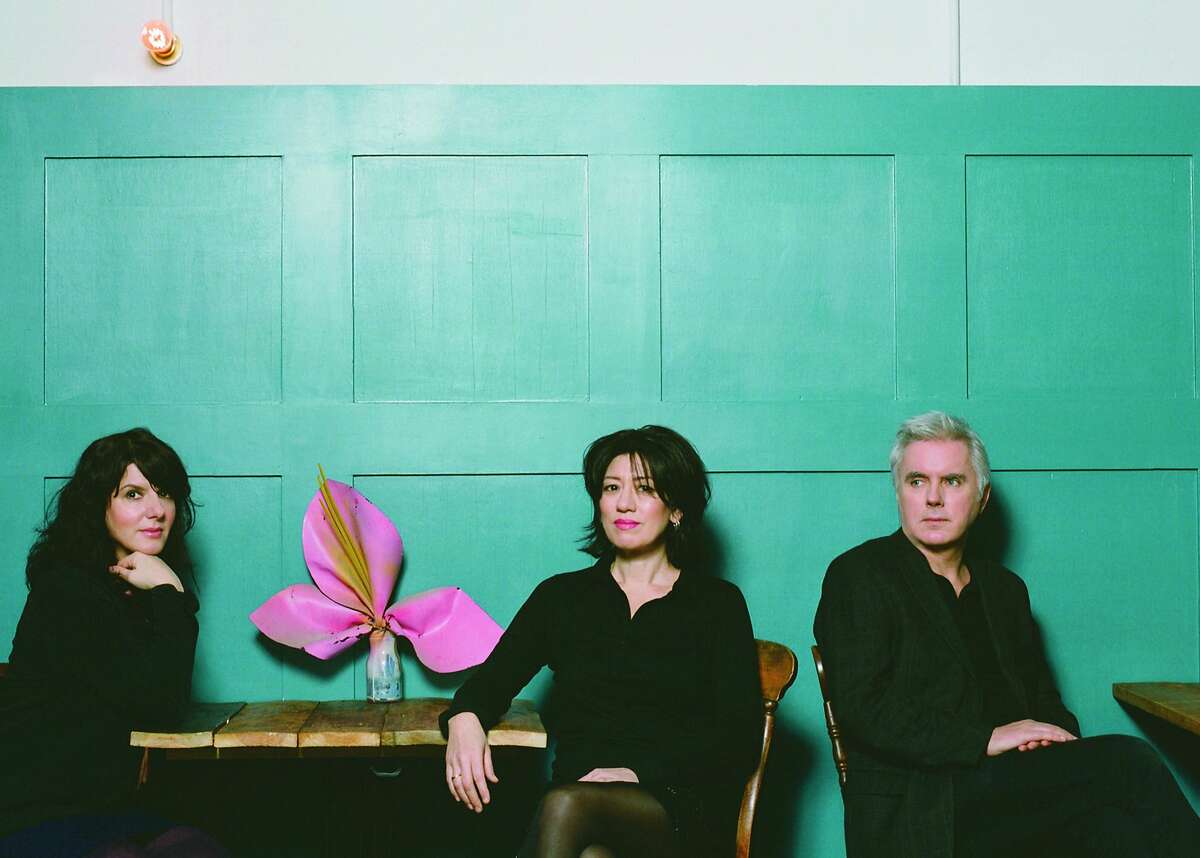 After two decades, British band Lush returns to action