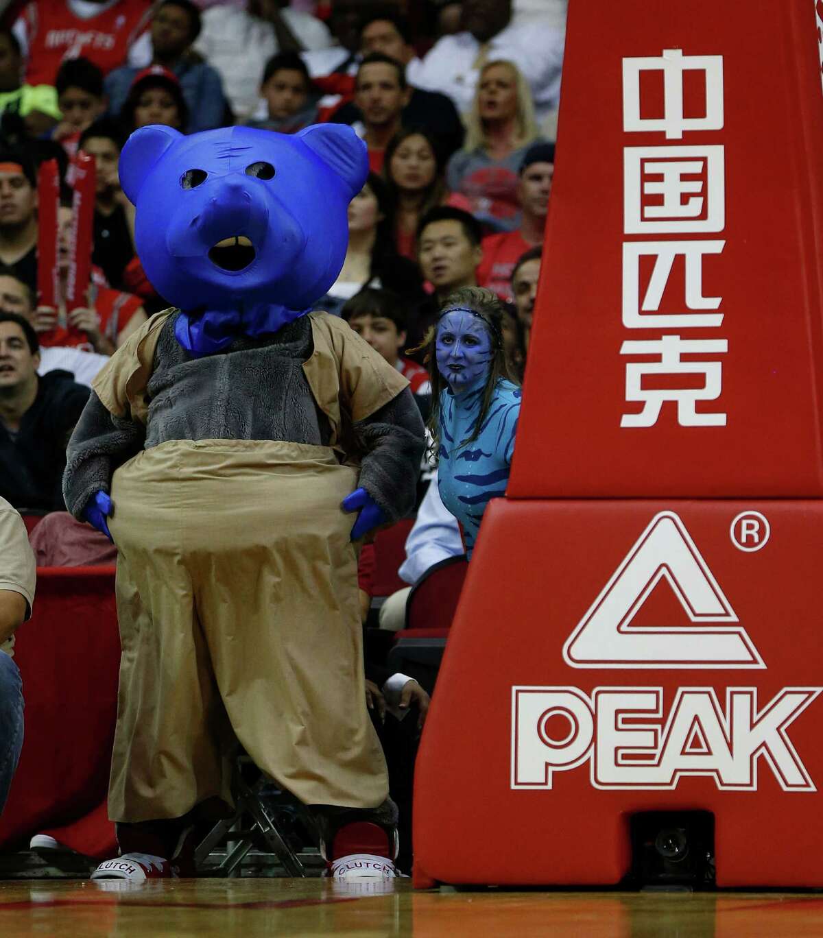 Rockets lose playoff ground in loss to Suns