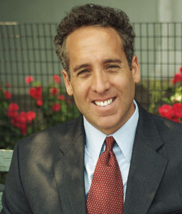 Columbia professor coming to Greenwich