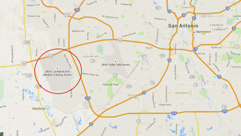 Commander ‘went out swinging’ in Lackland murder-suicide - San Antonio ...