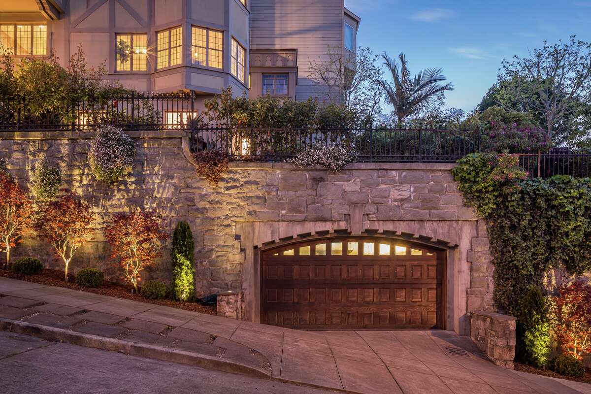 Pristine example of Gilded Age architecture hits market at $7.9 million ...