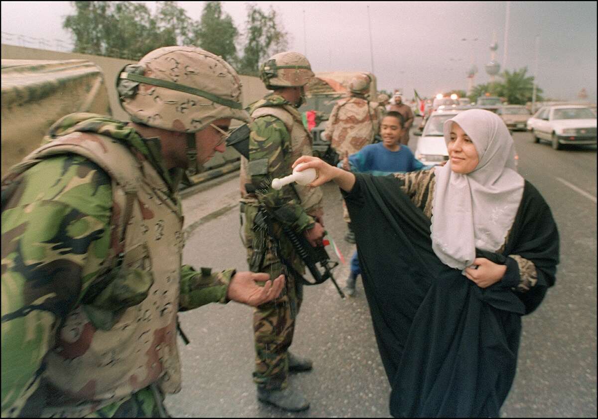 25 years since Operation Desert Storm, in photos